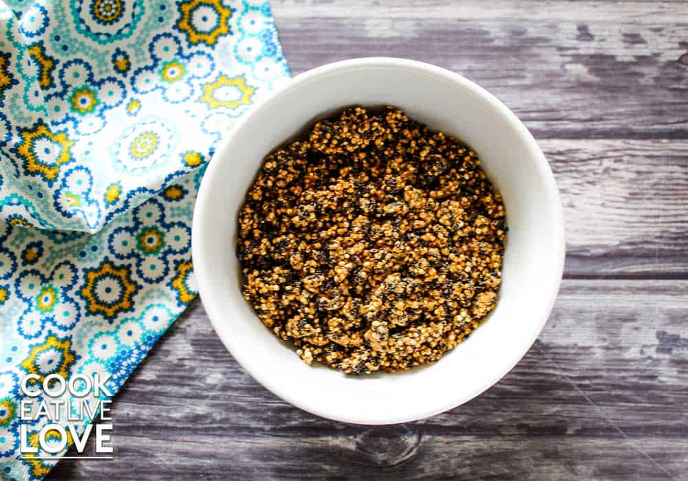 Making dark chocolate quinoa bark ~ Cook Eat Live Love