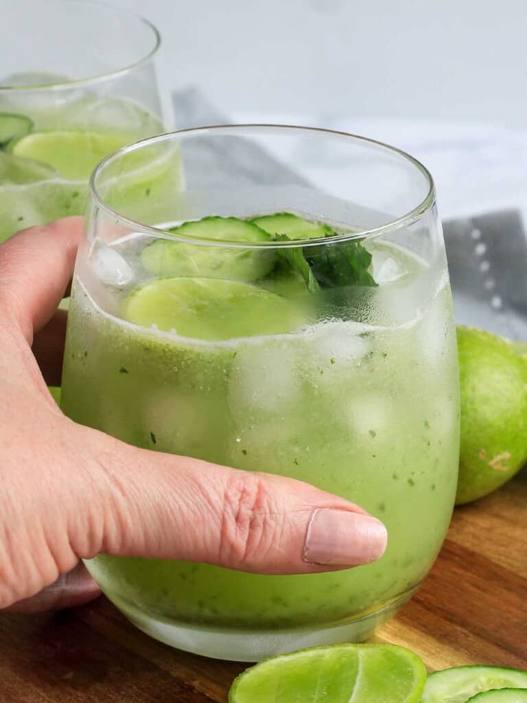 Cucumber Agua Fresca (Sparkling Lime Cucumber Drink) - Cook Eat Live Love
