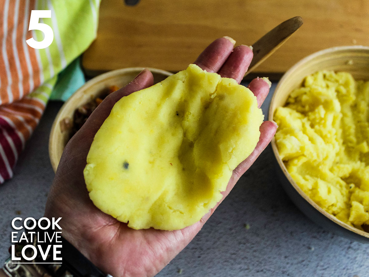 How to make Vegetarian Papa Rellena Peruana - Cook Eat Live Love