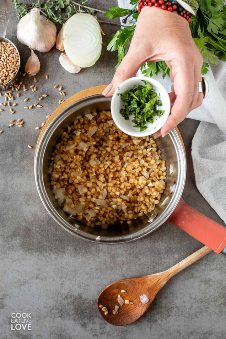 How to Cook Wheat Berries (A Complete Guide!) - Cook Eat Live Love