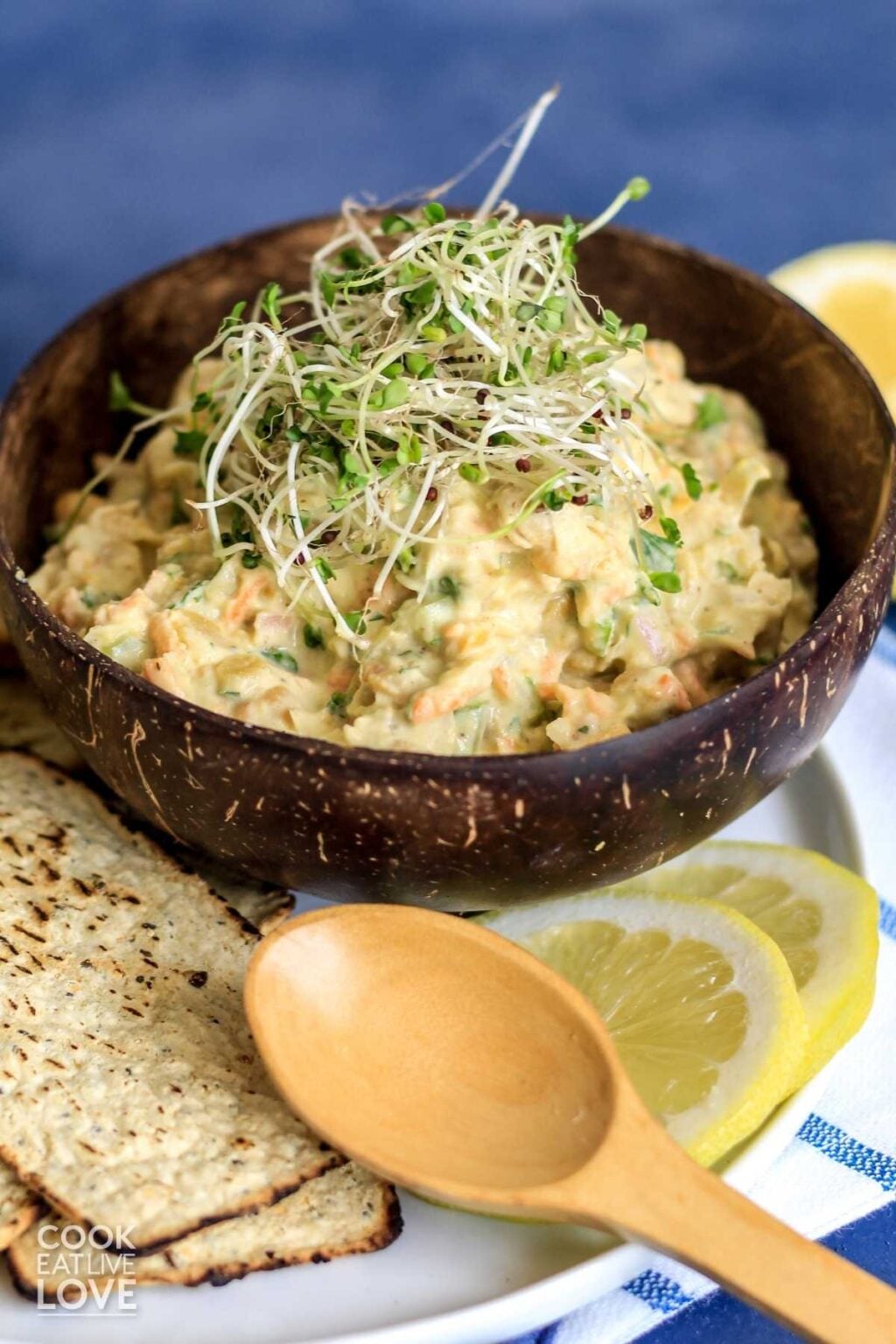 Smashed Chickpea Salad (Creamy, 15 Minutes) - Cook Eat Live Love