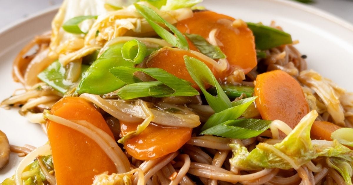 Vegetable Chop Suey (Easy 30-Minute Vegan Stir Fry) - Cook Eat Live Love